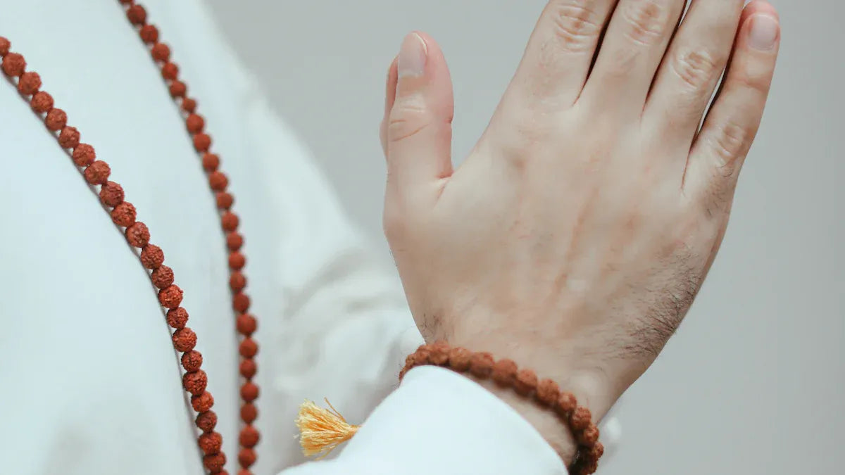 How to Use a Taoist Prayer Bracelet for Meditation – Taoism & Manifest